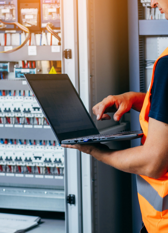 Industrial Power Systems & Battery Chargers | SENS-USA